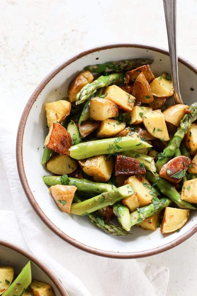Best Asparagus Substitutes & When To Use Them - A Nourishing Plate
