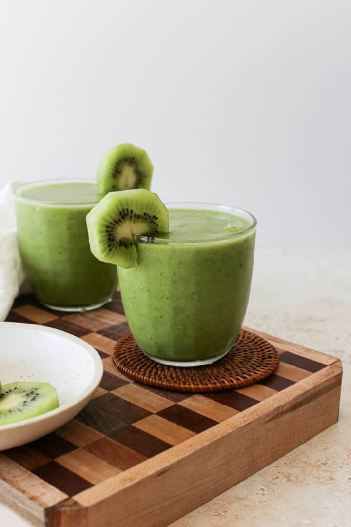 Mango Kiwi Smoothie (No Banana) - A Nourishing Plate