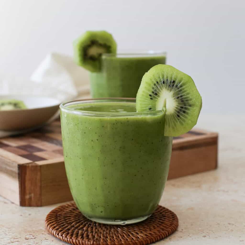 Mango Kiwi Smoothie (No Banana) - A Nourishing Plate
